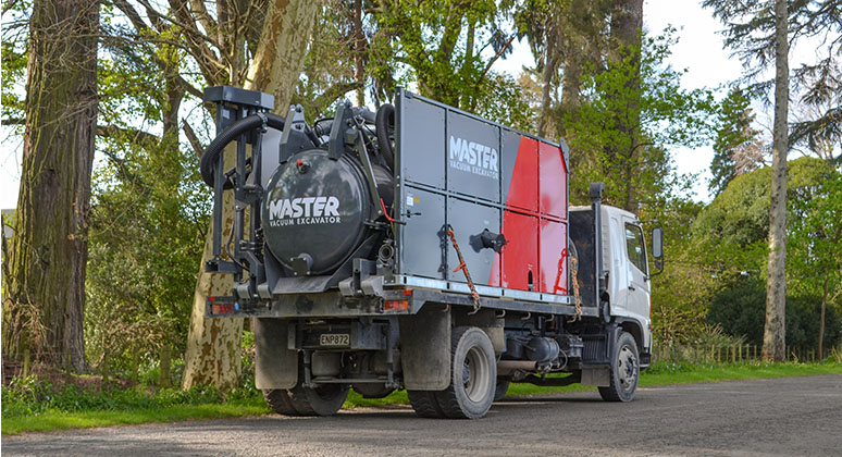 HydroMaster 2000 for Tight NZ Excavation - Best Use Cases