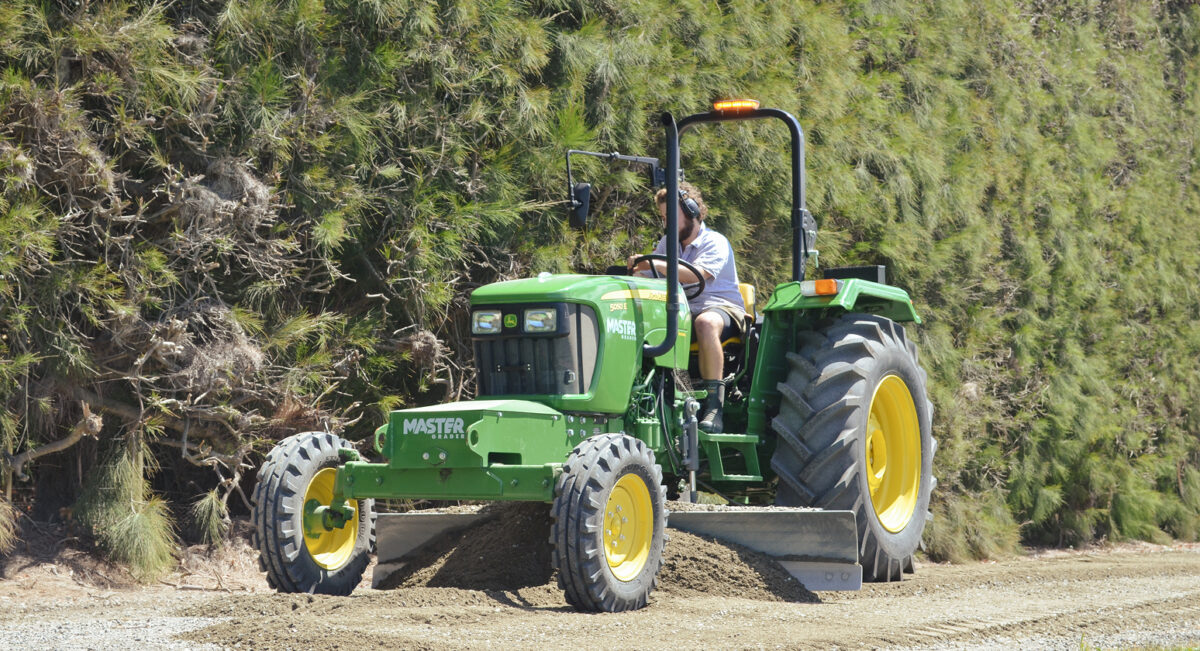 GradeMaster | Master Machinery